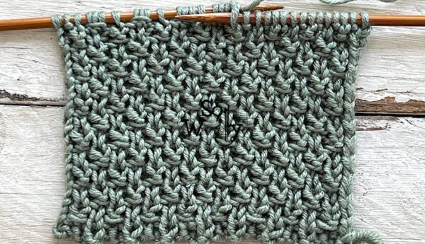 How to knit the Cross stitch pattern in just four rows