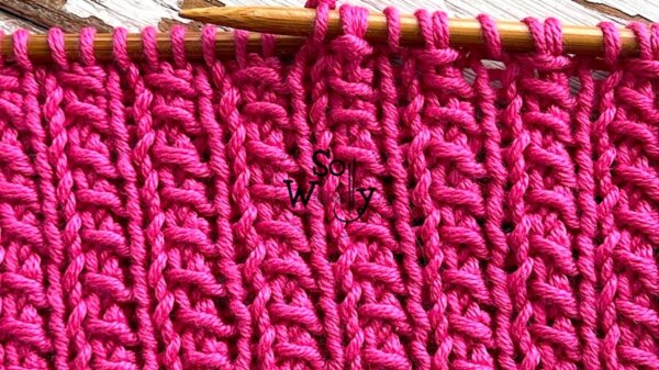 How to knit a textured stitch pattern in two rows