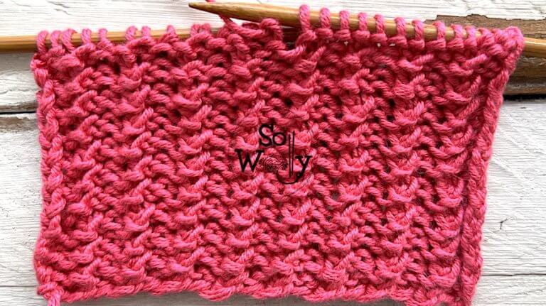 How to knit a textured stitch pattern in two rows