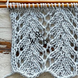 How to knit the Criss Cross stitch (two-row repeat pattern)