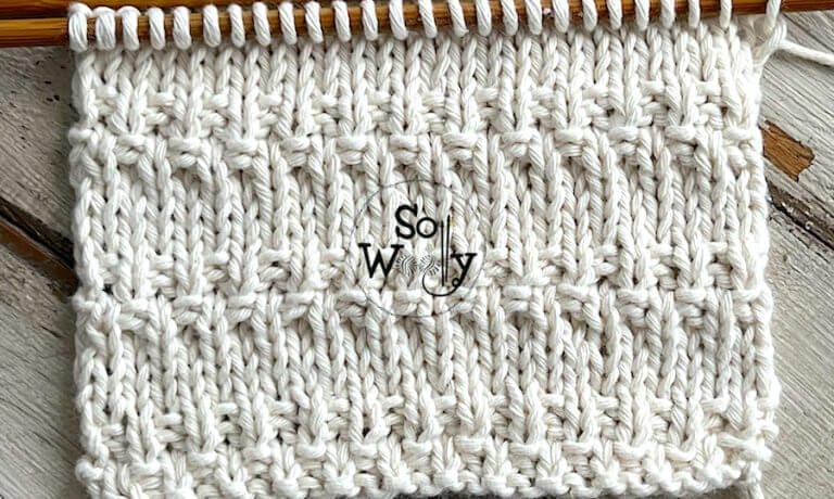 How to knit a super easy Knit and Purl stitch pattern
