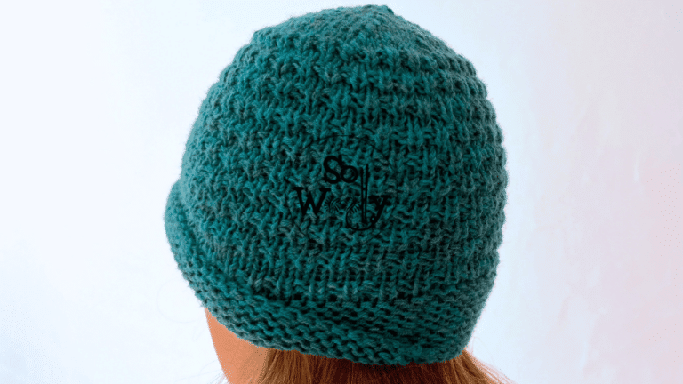 How to Knit a Cloche Hat (Free Pattern + Video - 4 Sizes)